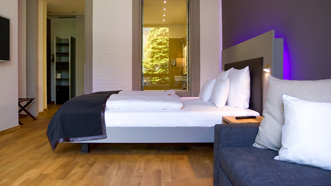 Zimmer_bergheim – Qube Hotel